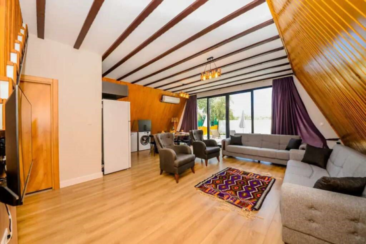 Modern A-Frame with Private Pool - defve
