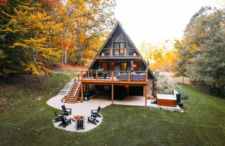 Luxurious and Modern A-Frame House Design for Large Families - defve