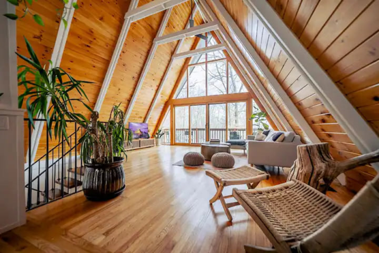 Renovated Modern Luxury A-Frame House - defve